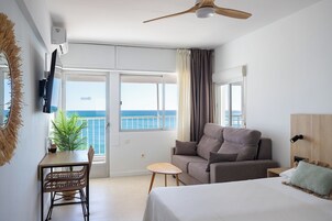 Estúdio panorâmico, vista para o mar | Wi-Fi de cortesia, roupa de cama