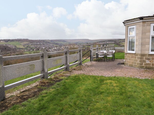 Bronte View Hideaway - Haworth