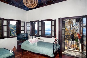 Casa, fumadores | 1 quarto, secretária