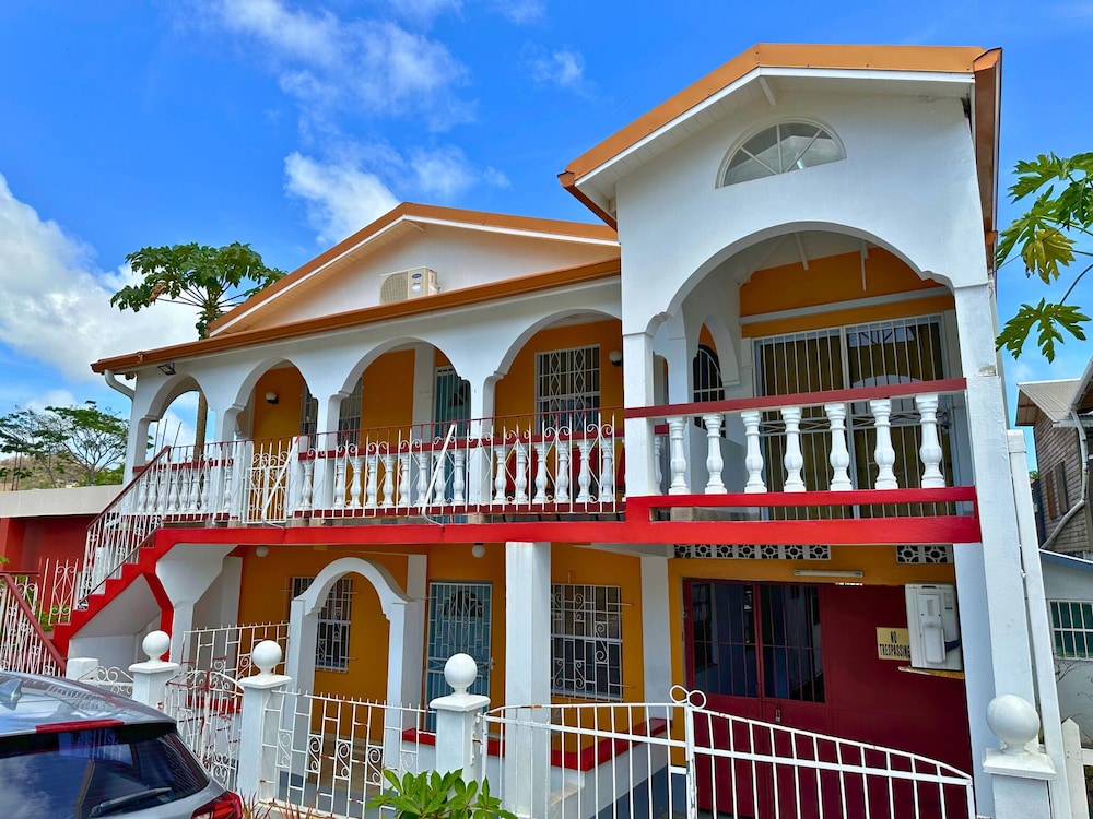 The Limes Apartments - Grenada