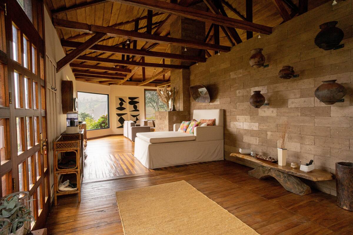 Casa de Luxo | Receção