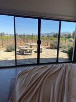 Casa, 4 quartos, não fumadores, vista para as vinhas | Cofre no quarto, secretária, ferro/tábua de engomar, Wi-fi grátis 