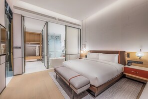 Suíte, 1 cama King (Ambassodor) | Roupas de cama premium, edredons de pluma, camas Select Comfort