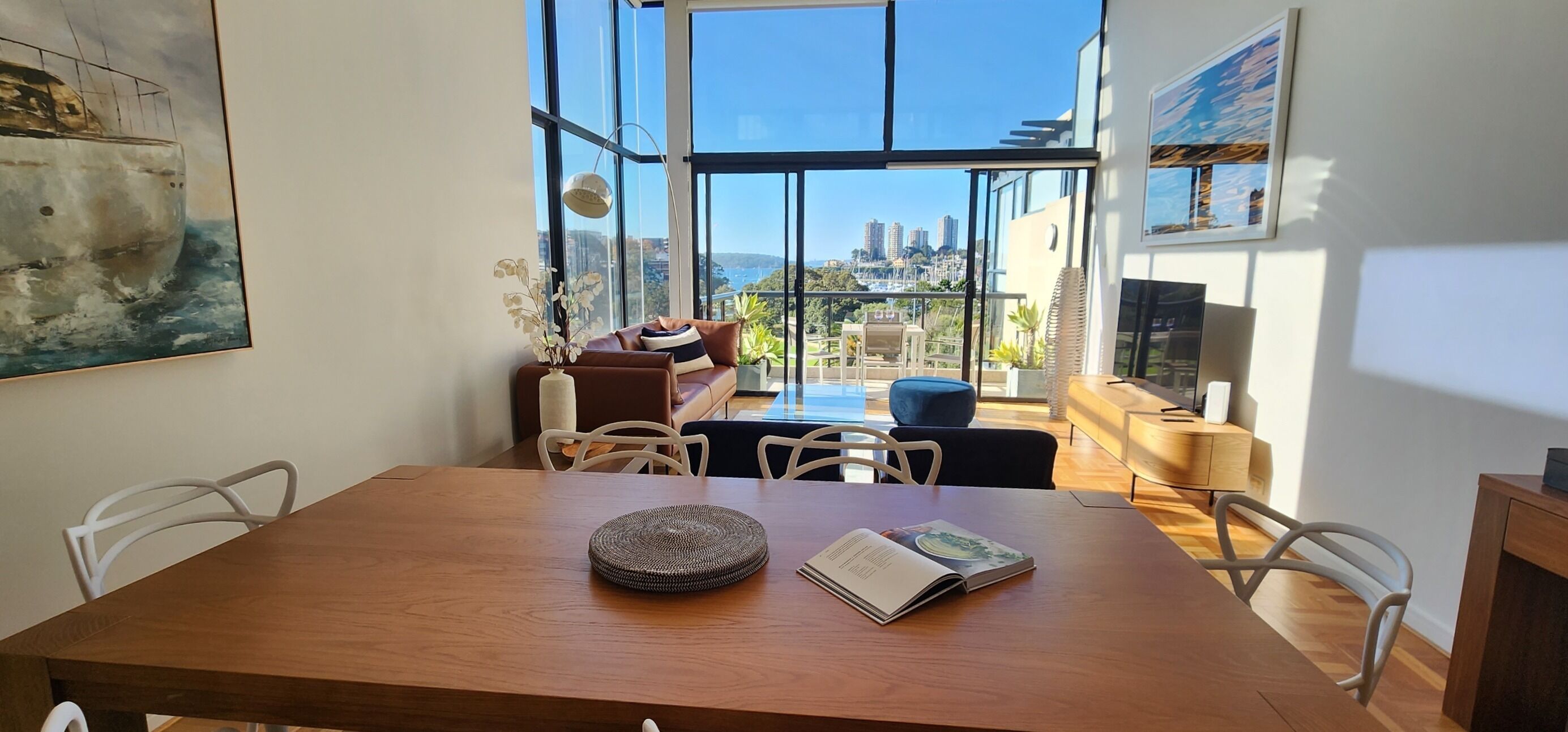 Penthouse Apartment With Massive Private Terrace + Parking + 2 Pools + Views - Randwick