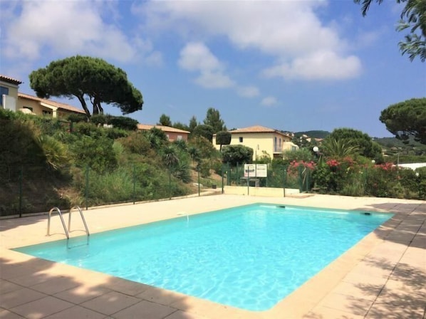 Apartment T2 Residence Les Grenadines with swimming pool Air ...