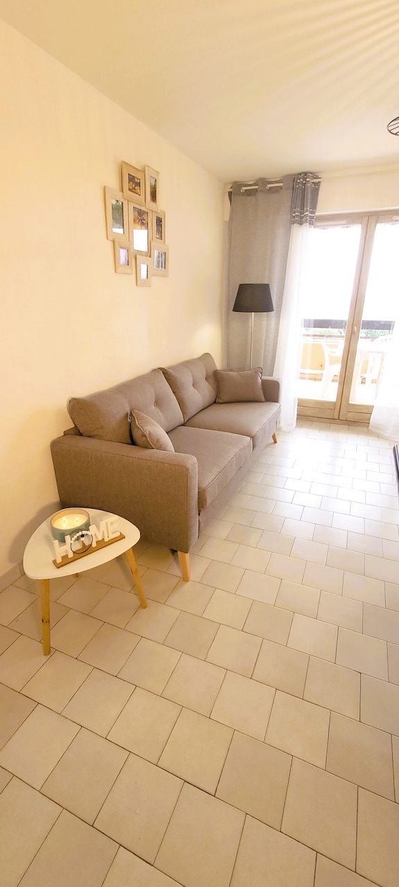 Appartement Vue Mer à Saint-clair, à 400 M De La Plage ! - Le Lavandou