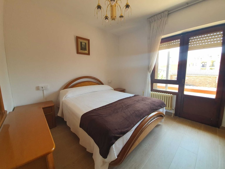 Casa Rural Reformada, Al Lado De Rutas De Senderismo - La Rioja, España