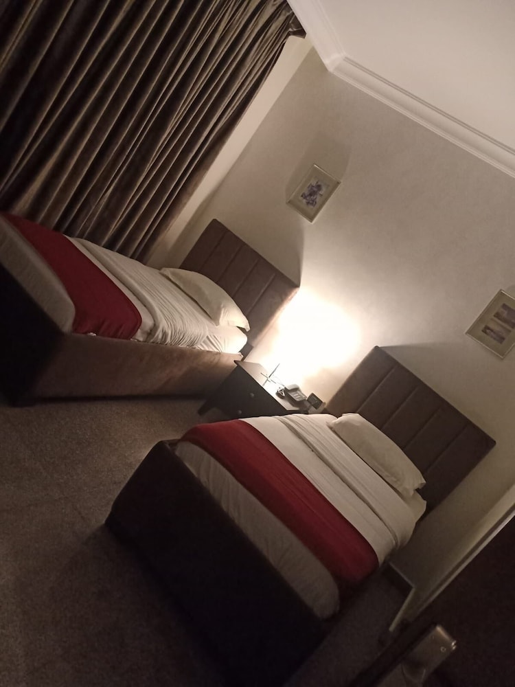 Tamrah Suites Hotel - Amman