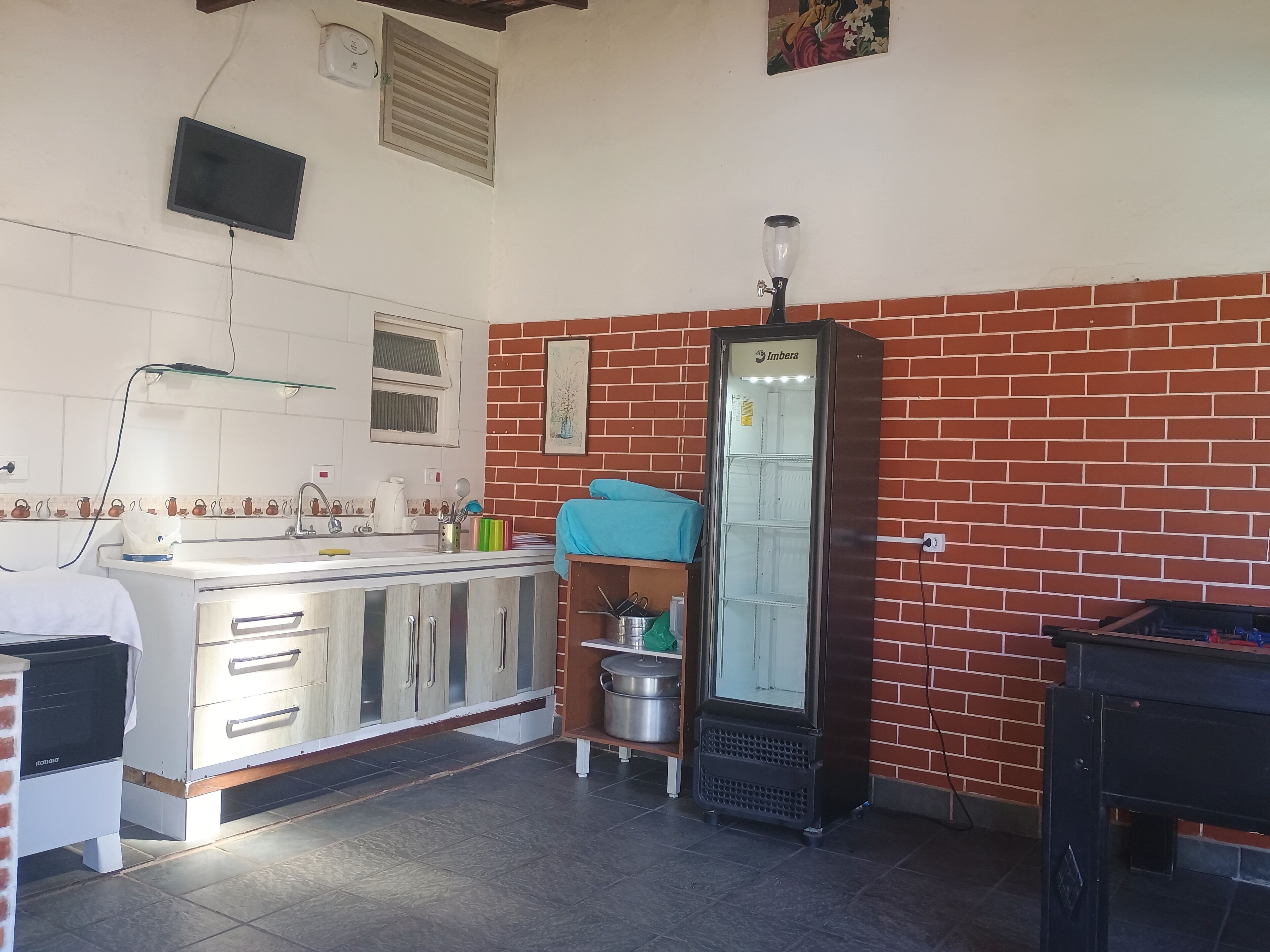 Área para churrascos e piqueniques