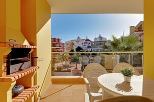 Apartamento, 1 quarto, acesso à piscina | Sacada