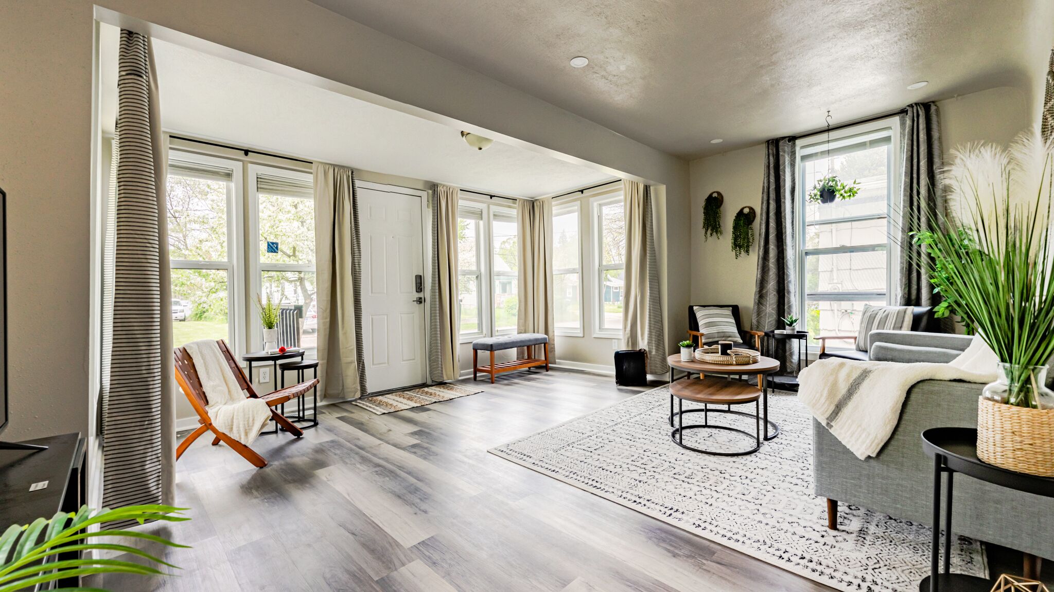 Boho Inspired 3 Bed/2 Bath - Lansing, MI