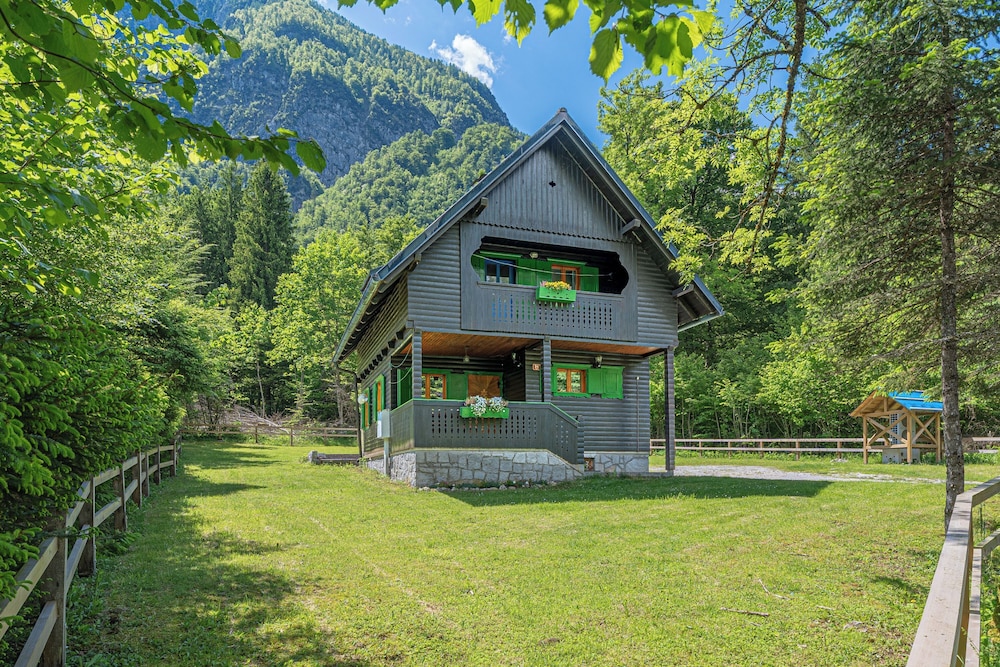 Alpine Chalet Metka At Lake Bohinj - Bohinj