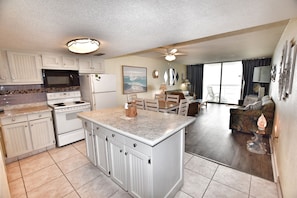 Condo, 3 quartos | Cozinha privada
