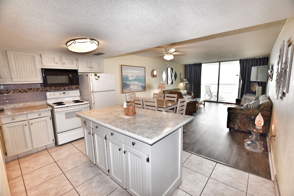 0112 Waters Edge Resort 3 Bedroom Condo By Redawning - Garden City, SC