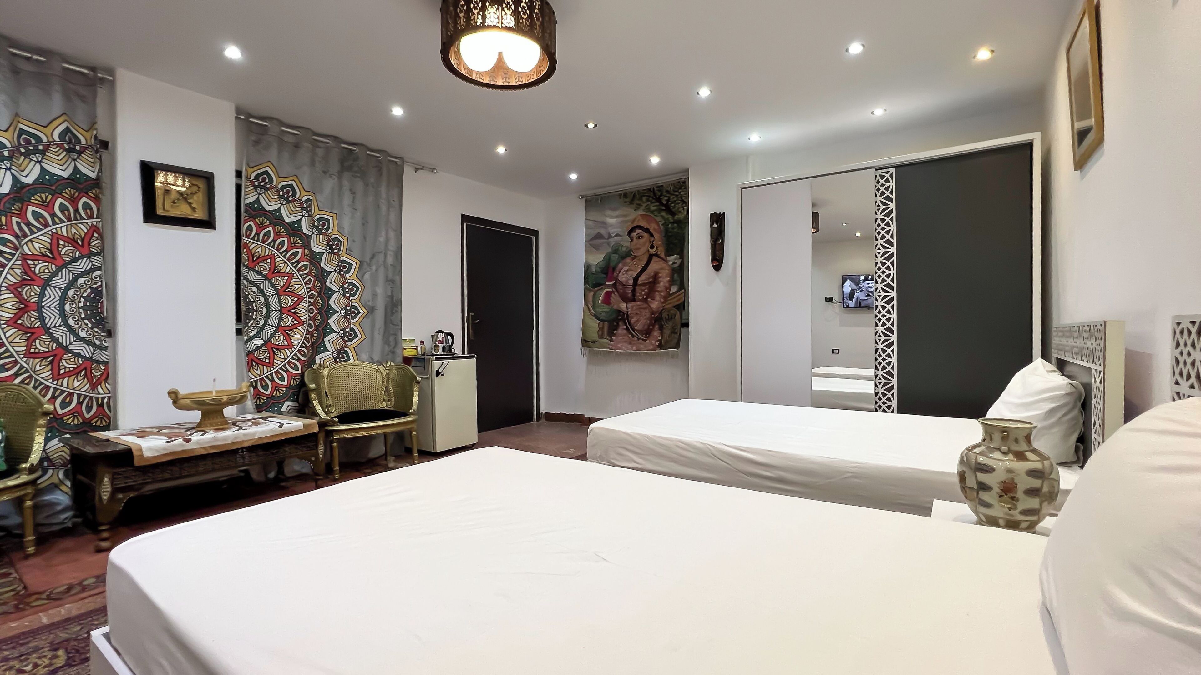 Quarto Twin Panorâmico | Roupa de alta qualidade, camas de colchão Select Comfort 