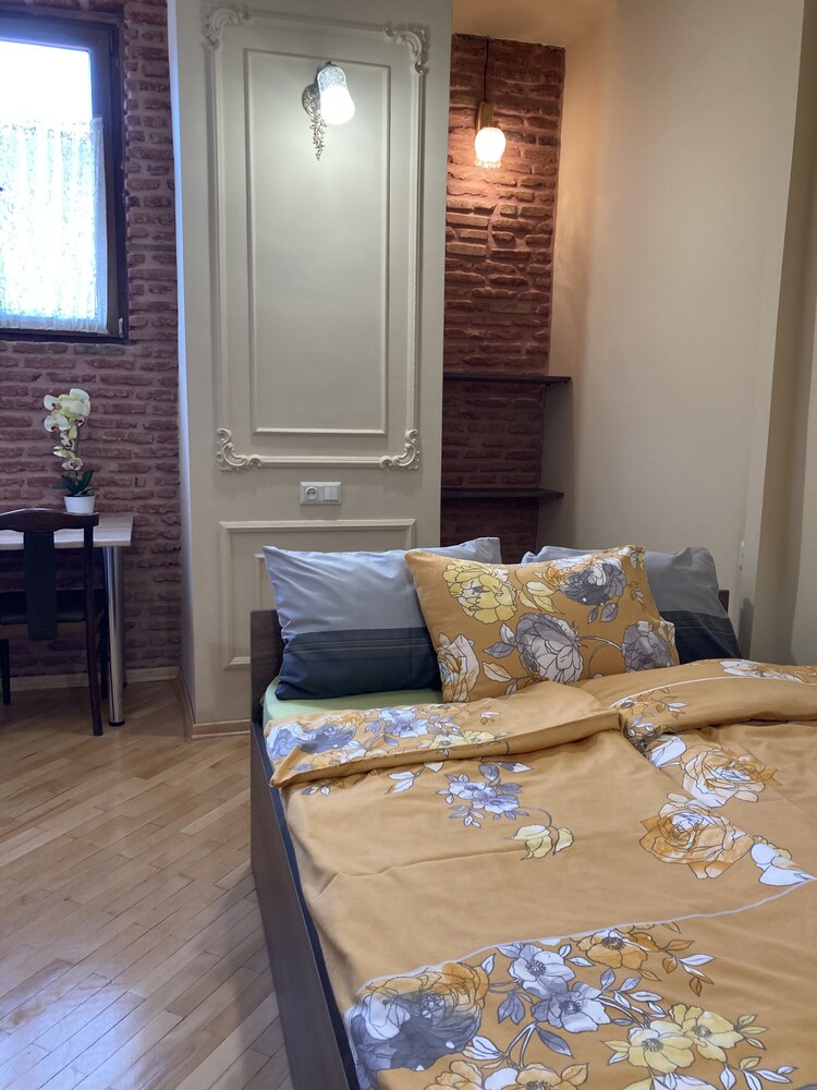 Remodeled Deluxe Studio in Historical Building Tbilisi Centre - Tbilisi | Vrbo