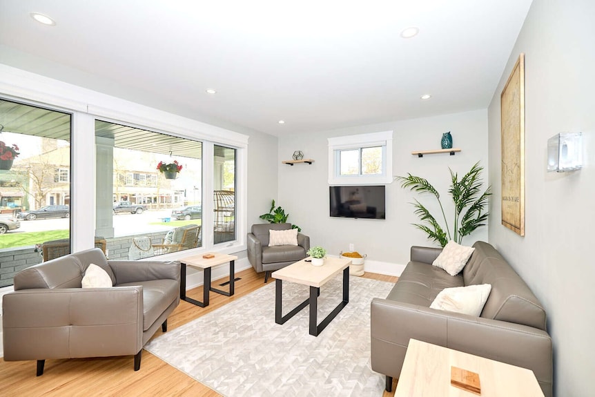 The Newark House- Best Location, Modern, Old Town - Niagara-on-the-Lake