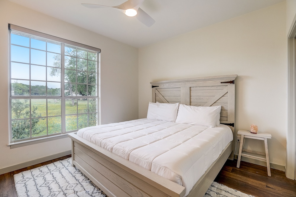 Luxe designer Hill Country home near Austin with amazing views ...