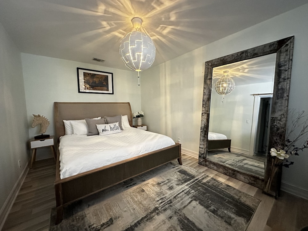 Fly, Score, and Explore - Tampa | Vrbo