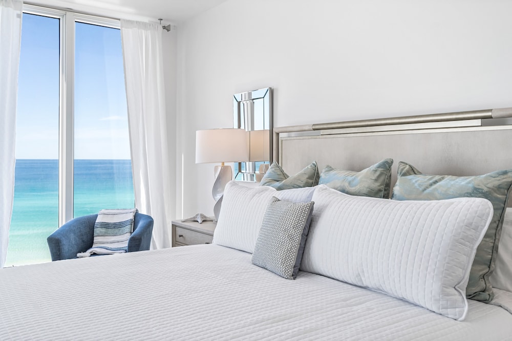 Stunning, fully renovated 5 Star Beachfront Condo - Destin | Vrbo