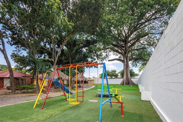 Hotel H4 - Departamento de Atlántida