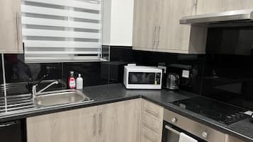 Apartamento superluxo | Cozinha privada | Geladeira grande, micro-ondas, freezer