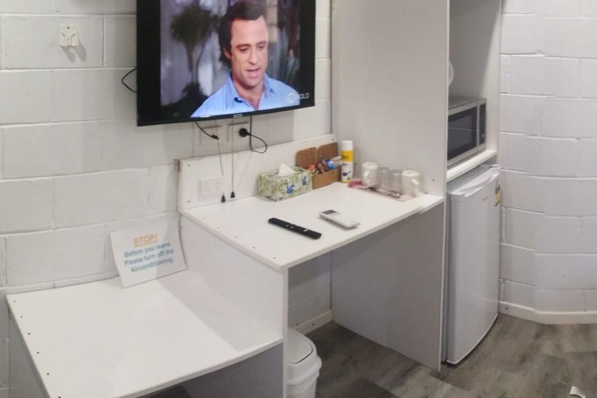 Quarto casal standard | Escrivaninha, Wi-Fi de cortesia, roupa de cama