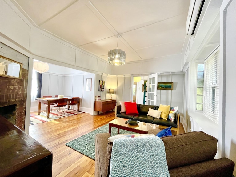 Barton Cottage - 3 Bedroom, 1.5 Bathroom, A/c, Bath, Pet-friendly, Accessible - Katoomba