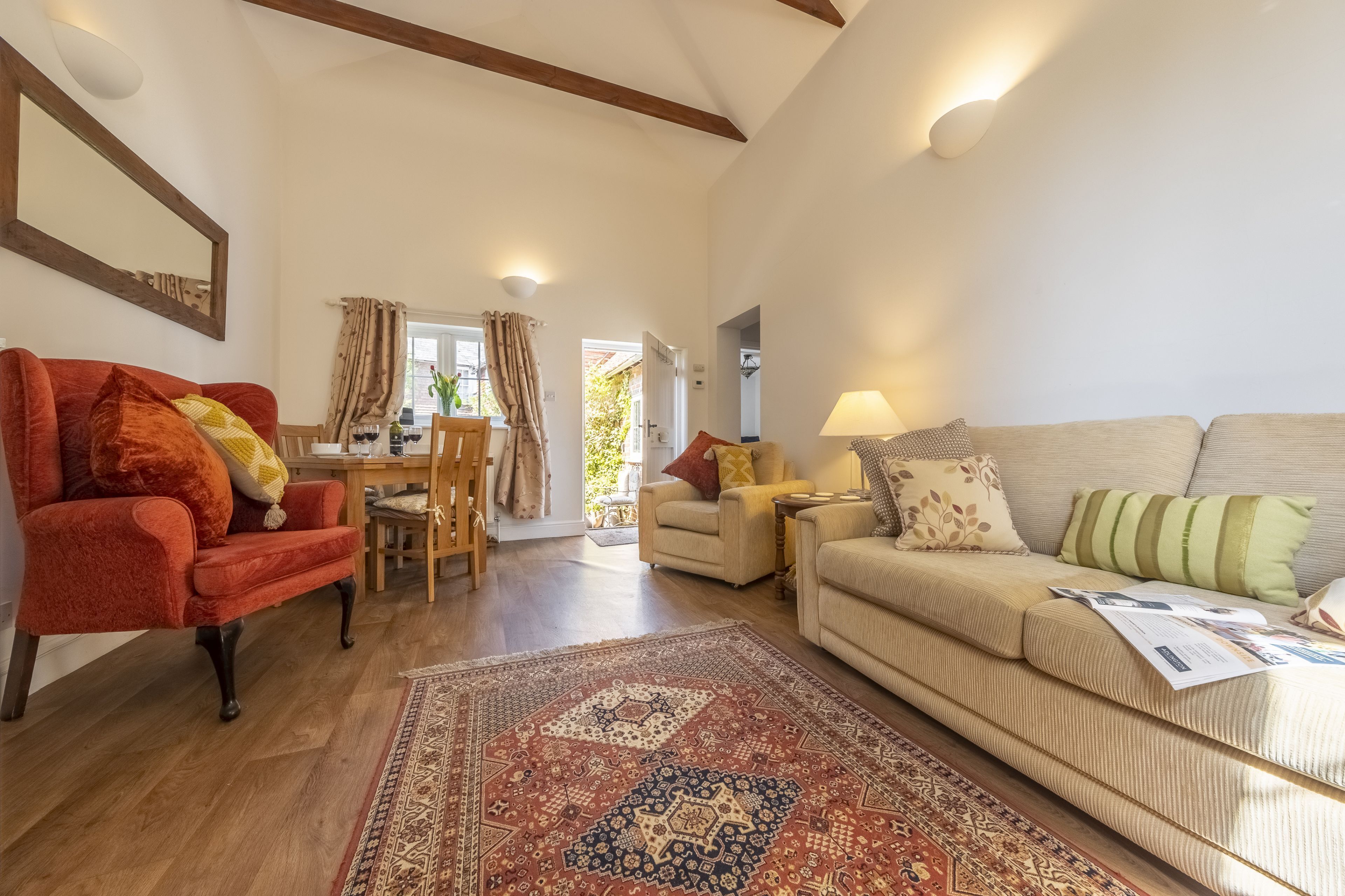 The Mews -  A Beautiful Cottage That Sleeps 4 Guests In 2 Bedrooms - Bewl Water