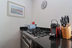 Casa de campo | Cozinha privada | Geladeira, lava-louças, chaleira elétrica, torradeira