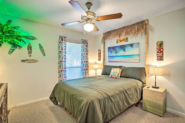 Cedar Creek Lake Home: Private Dock & Hot Tub - Tool, TX