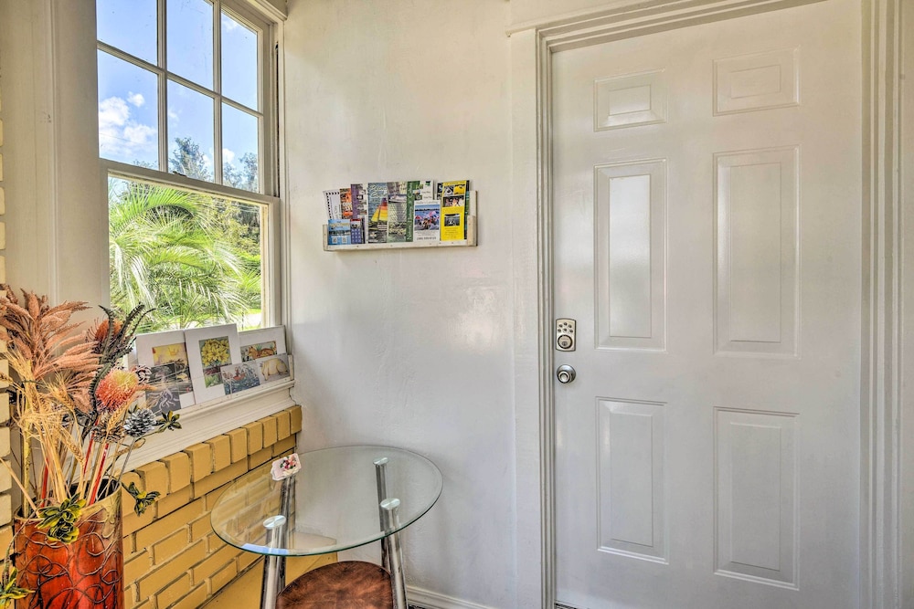 Historic Crescent City Studio - Lakefront W/ Dock! - Crescent City, FL