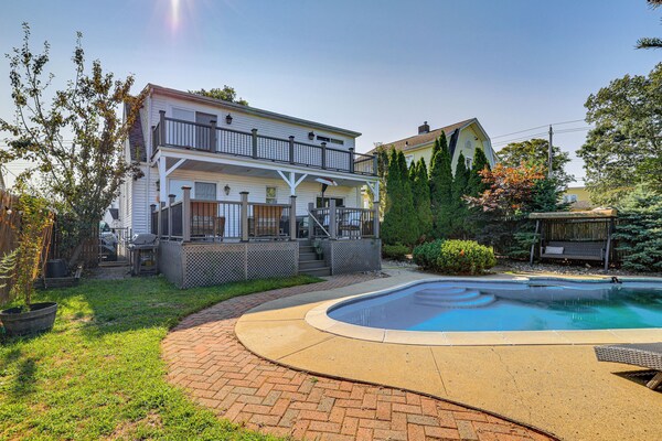New Haven Gem W/ Private Pool, Walk To Beach! - New Haven, CT