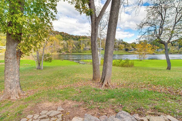 Troutfest: Anglers Retreat On White River W/ Deck - Arkansas