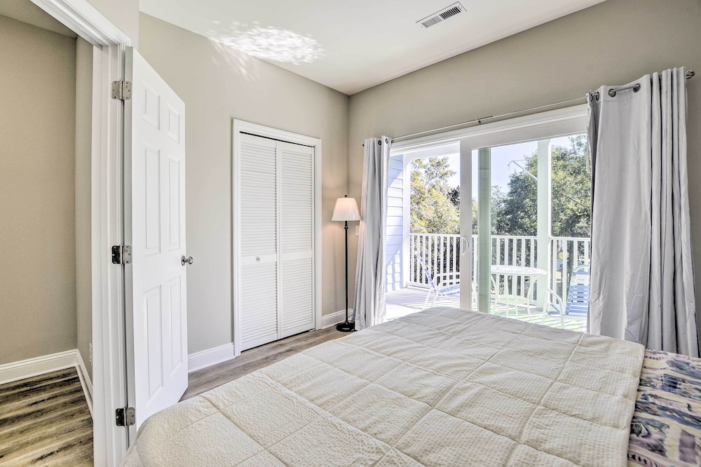 Modern Escape In The Heart Of Murrells Inlet - Murrells Inlet, SC