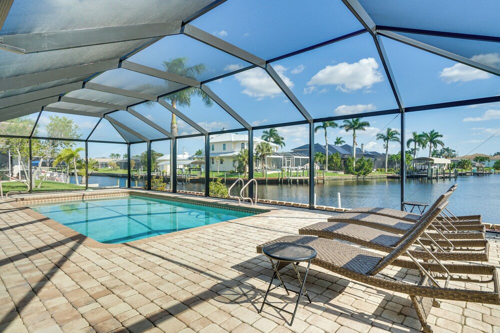 Canalfront Home W/ Private Dock In Cape Coral - Fort Myers, FL