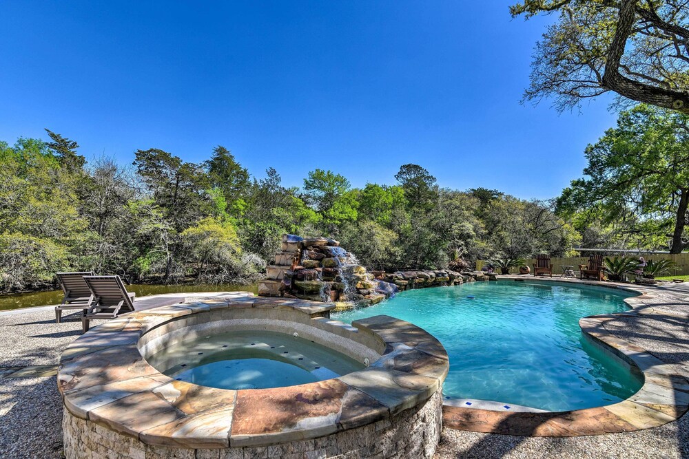 Waterfront Family Home W/ Patio In Hitchcock - Galveston