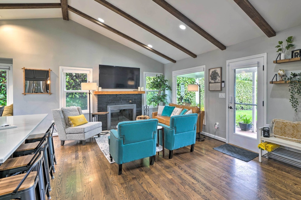 Chic Vancouver Cottage: 1 Mile To Main Street - Portland, OR