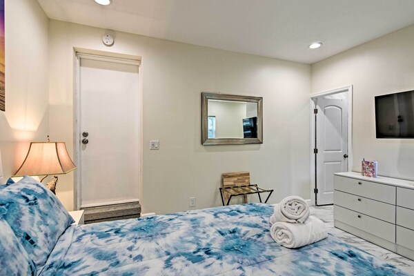 1 Block To Deerfield Beach: Studio W/ Fire Pit! - Boca Raton, FL