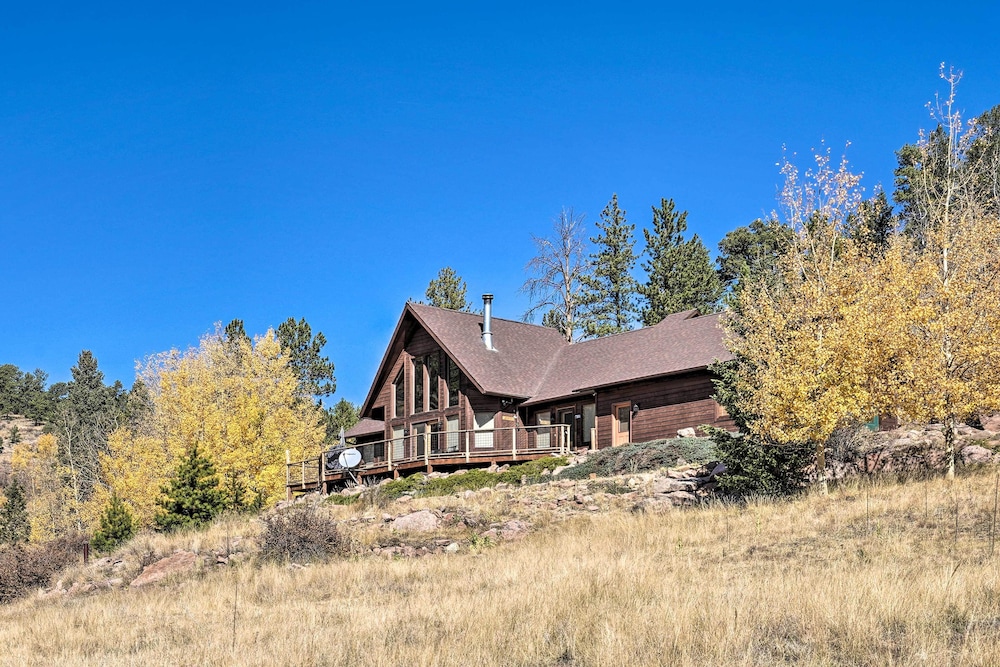 Mtn-view Cabin W/ Deck, 3 Mi To Cripple Creek! - Century Casino Cripple Creek