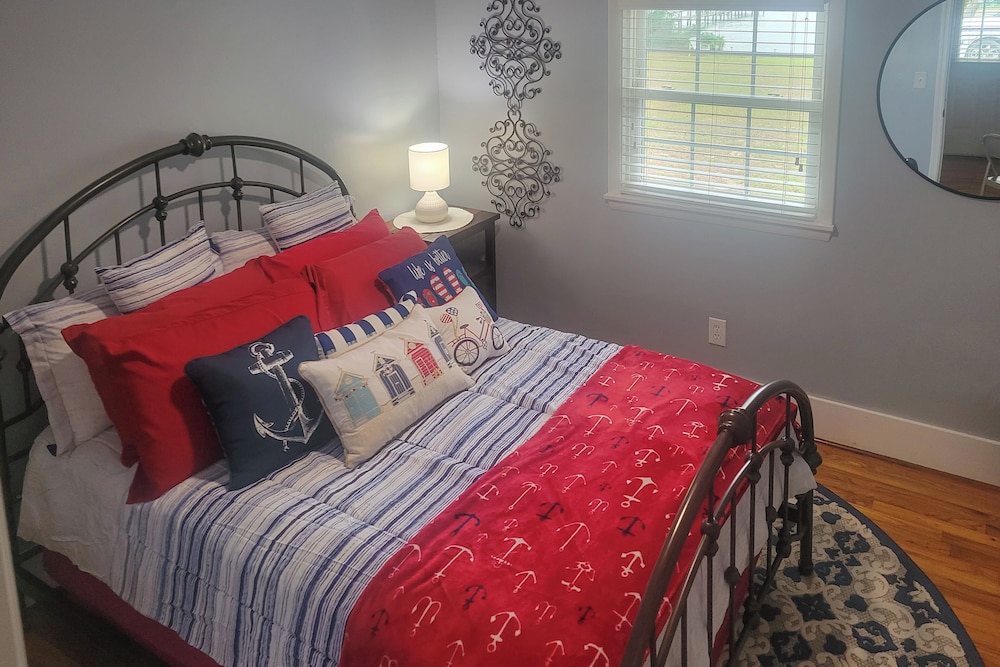 Idyllic Waterfront Escape W/ Private Boat Dock! - South Carolina