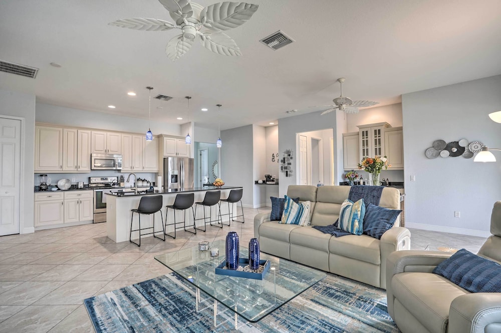 Private Hot Tub: Canal-front Home In Cape Coral! - Fort Myers, FL