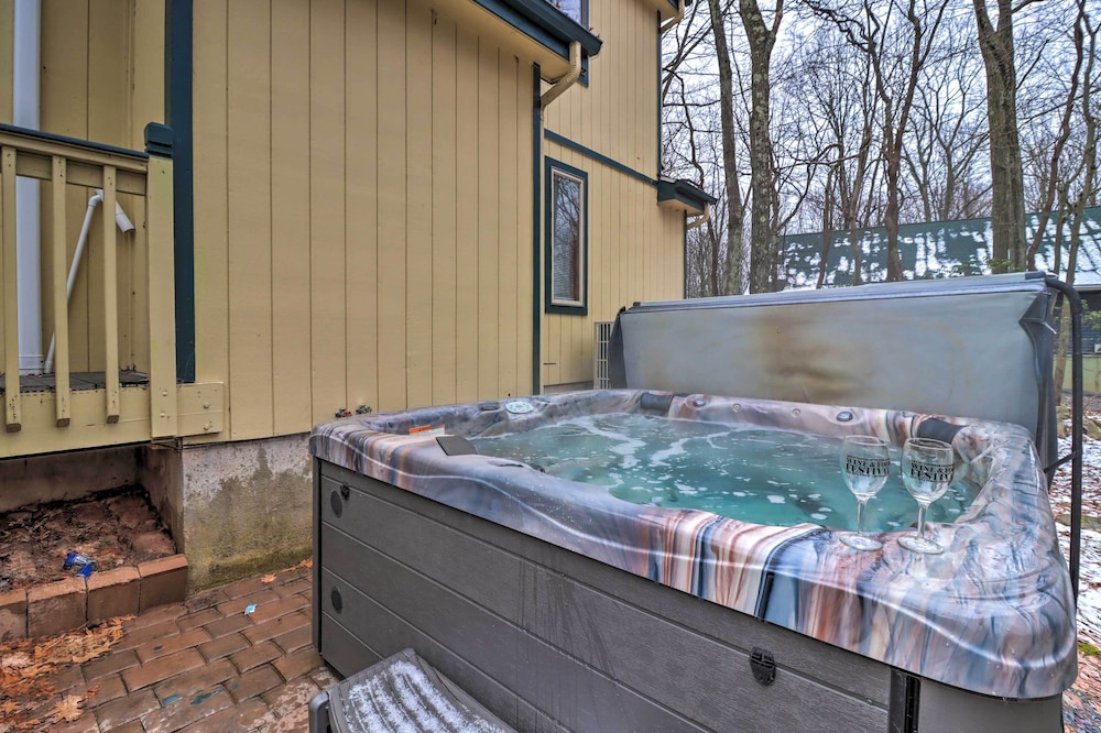 Hot Tub + Game Room: Peaceful Poconos Home! - Lake Harmony, PA