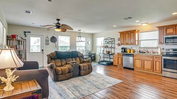 Casa (2 Bedrooms) | Interior