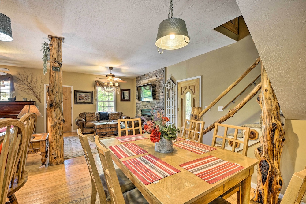 Guntersville Cabin Nestled In Kudzu Cove Resort - Alabama
