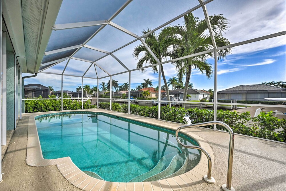 Marco Island Home W/ Southwest Sun & 2 Mi To Beach - Marco Island, FL