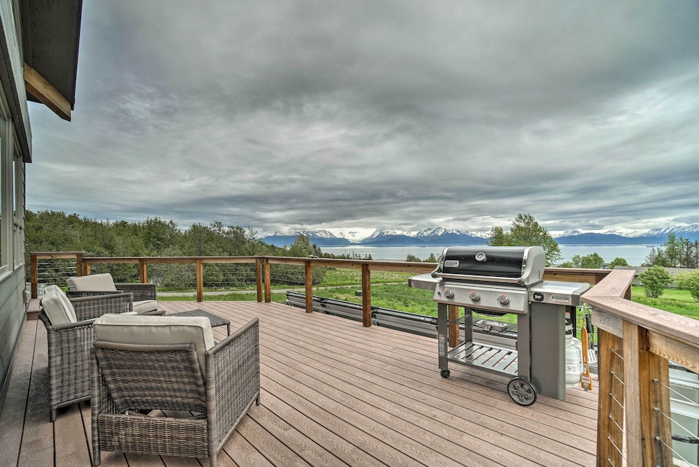 Home W/ Kachemak Bay View - 5 Miles To Downtown! - Alaska