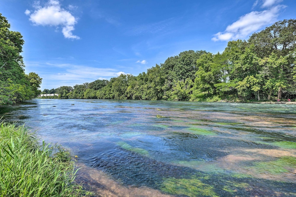 'Angler's Ridge' Waterfront Family Getaway! - Grand Gulf State Park, Koshkonong