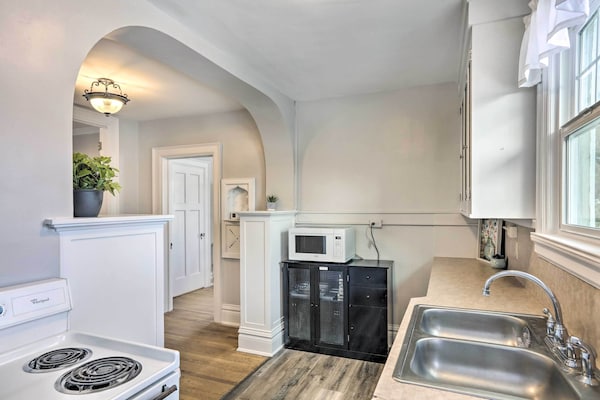 2nd-floor Dillon Apt - Near University & Fishing! - Dillon, MT