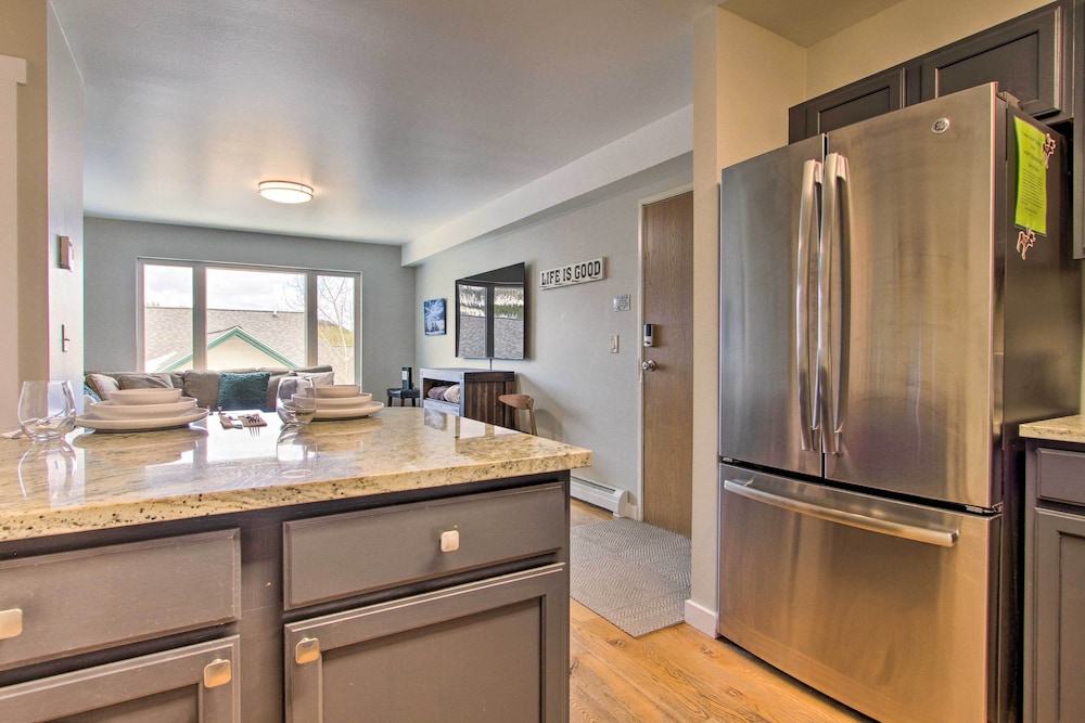 Cozy Montana Condo W/ Walk To Big Sky Resort! - Big Sky, MT